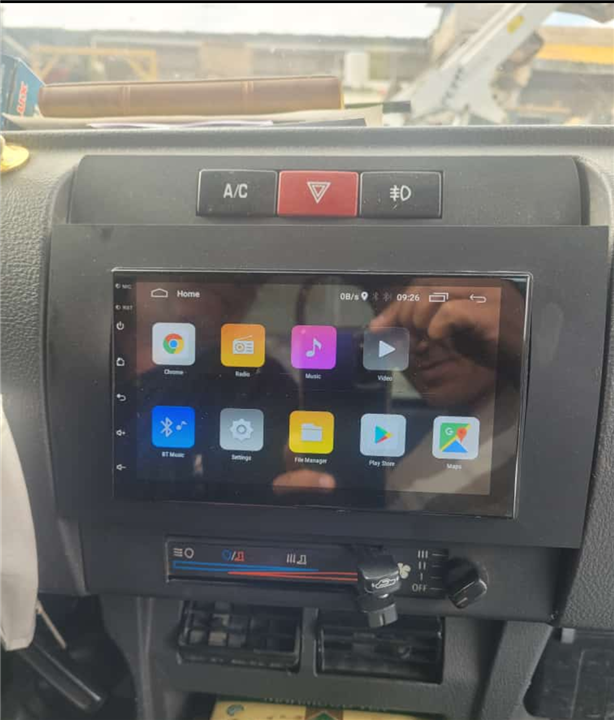 قیمت و خرید مانیتور فابریک وانت مزدا ۷ اینچ مدل t3l برند Voxmedia