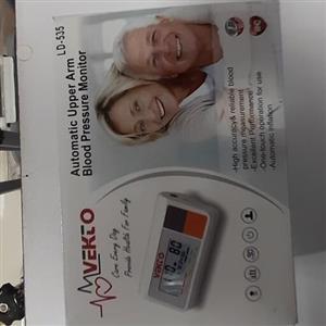 قیمت و خرید دستگاه فشار سنج دیجیتالی vekto